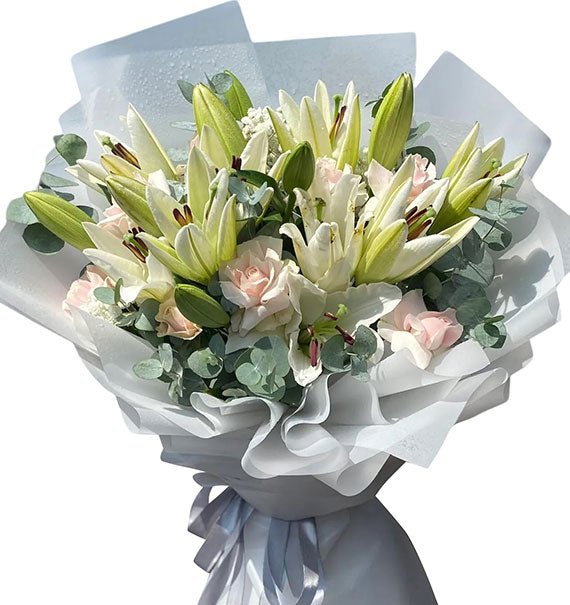 Loving Lilies & Roses – Saigon Flowers